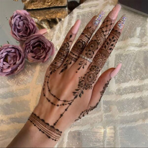 12 Easy Bail Mehndi Designs - Bisnora